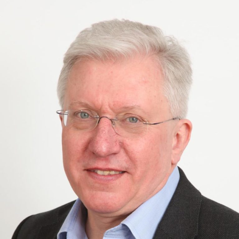 Our people - Earth Trust